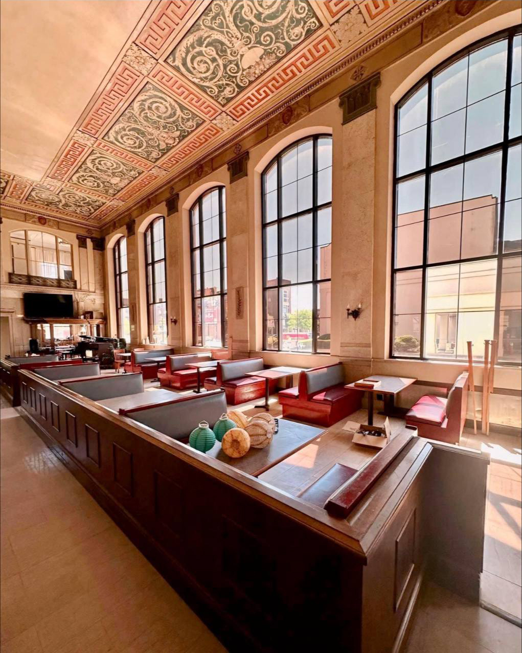 Le Resto | Restaurant In New Castle, PA 16101